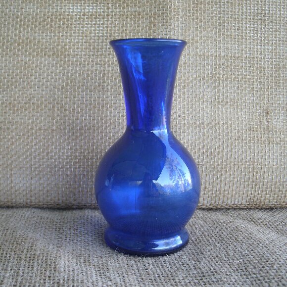 Vintage | Accents | Vintage Small Cobalt Blue Glass Vase | Poshmark